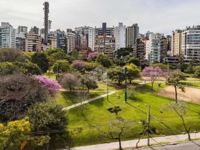 Cobertura exclusiva em frente à Praça da Encol sofisticação, localização e exclusividade