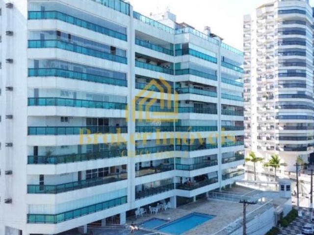 Cobertura Exclusiva Frente ao Mar Pé na Areia Toda Equipada e Decorada na Martim de Sá!