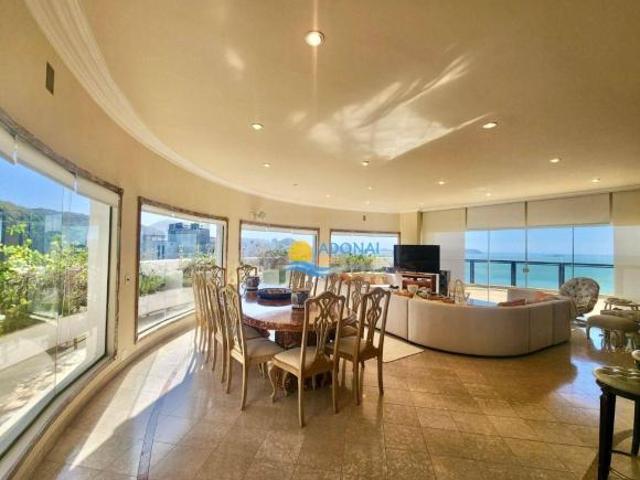 Cobertura frente mar com varanda gourmet — Astúrias — Guarujá