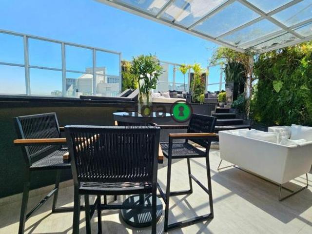 Cobertura Humanari: 305 m² de puro luxo, vista espetacular e piscina privada no coração do Brooklin