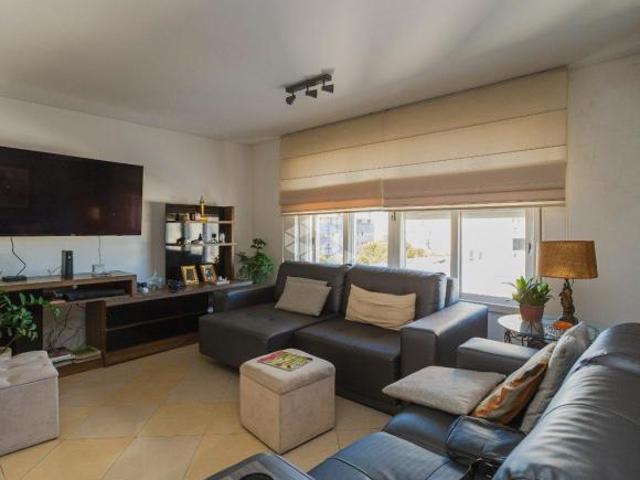 Cobertura oda Reformada Com Linda Vista e Ótima Localização!
