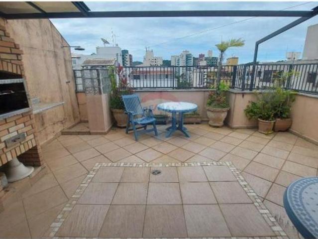 Cobertura ótima localização 3 dormitórios à venda, 156 m² por R$ 720 mil reais Jardim Las Palmas