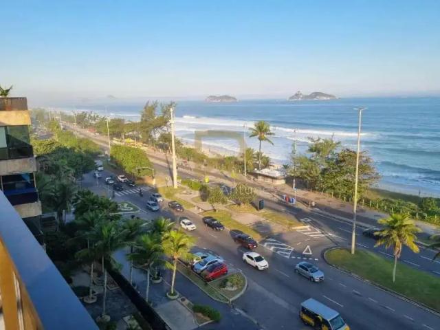 Cobertura linear frente praia com 3 quartos e 285m² Barra da Tijuca