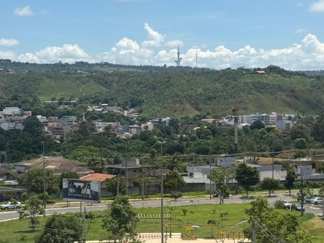 Cobertura Linear Única em Brasília | 248 m² | Entrada Privativa | Piscina | 3 Suítes | Lago Norte