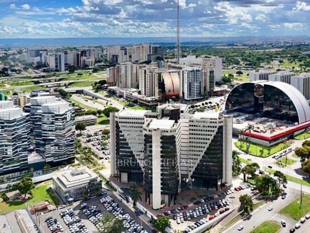 Cobertura mobiliada no Centro Empresarial Varig | 5 Salas | 5 Vagas