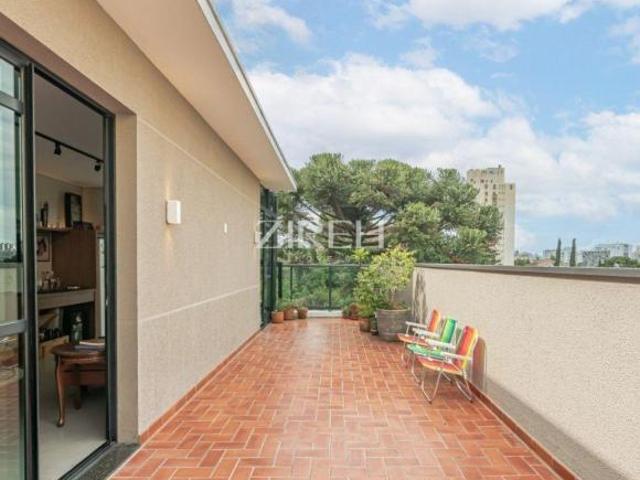 Cobertura Mobiliada Duplex no São Francisco com Terraço Privativo 2 Quartos 2 Vagas Face Leste