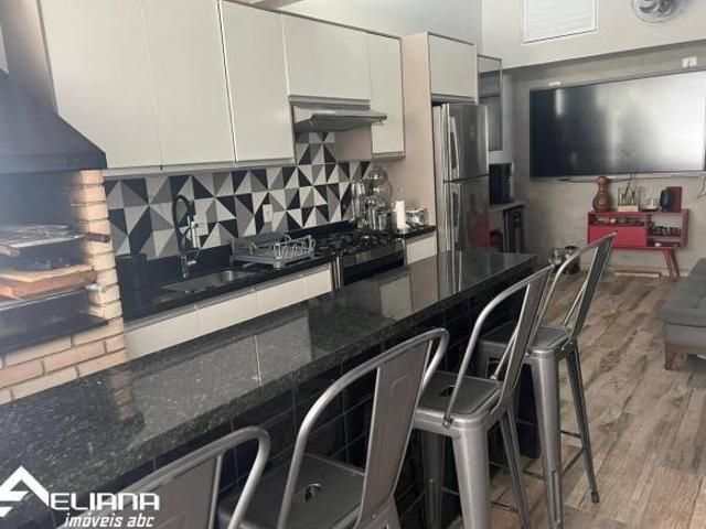 Cobertura moderna com espaço gourmet e jacuzzi no B. Santa Maria SAndré