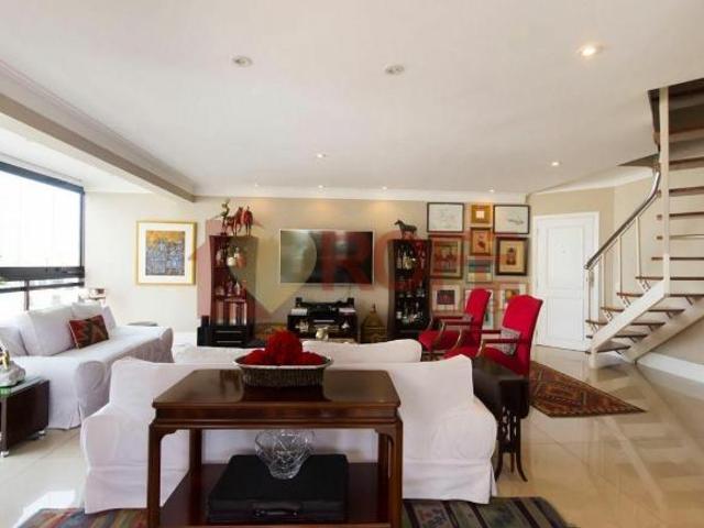 COBERTURA MOEMA SUTTON HOUSE | 240 M2, LAZER E LOCALIZAÇÃO EXCELENTES
