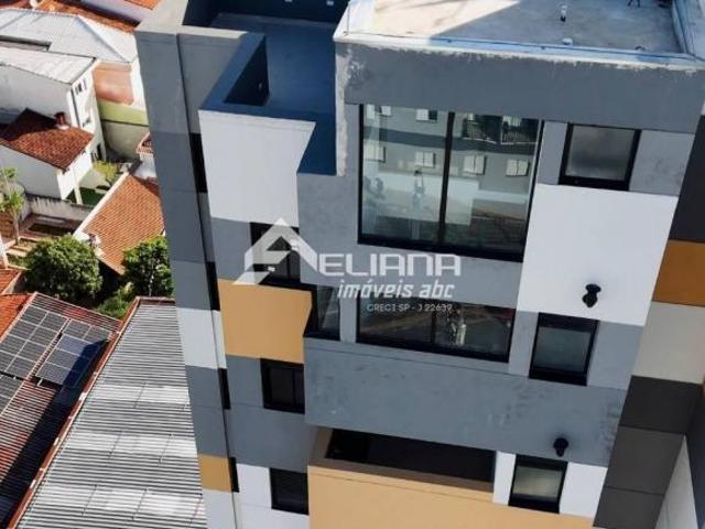 Cobertura nova, 2 dormitórios próximo ao parque central em S. André