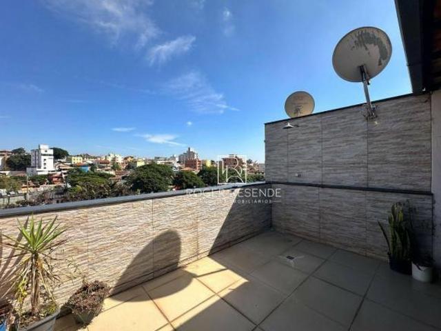 Cobertura no 3º andar, 02 quartos, no bairro Novo Eldorado, em Contagem/MG