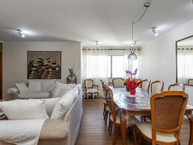 Cobertura no Campo Belo à Venda com 4 quartos 1 Suíte, 2 Vagas e 195,25 m² A.Ú