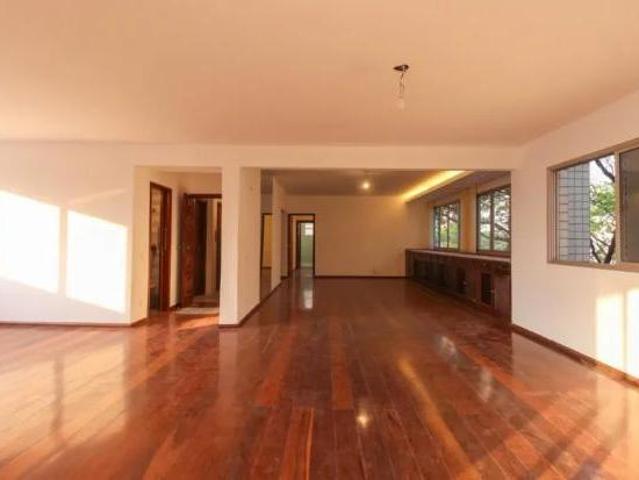 Cobertura no Anchieta – 375m², 5 Quartos, 4 Vagas e Espaço Gourmet