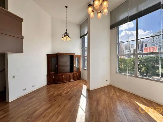 Cobertura no Alto Da Glória de 440 m² com 4 quartos