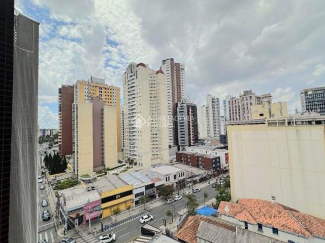 Cobertura no Batel de 205.05 m² com 2 quartos