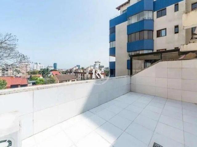 Cobertura no bairro Cristal | 125m², 2 dormitórios e vaga | R$ 450 mil