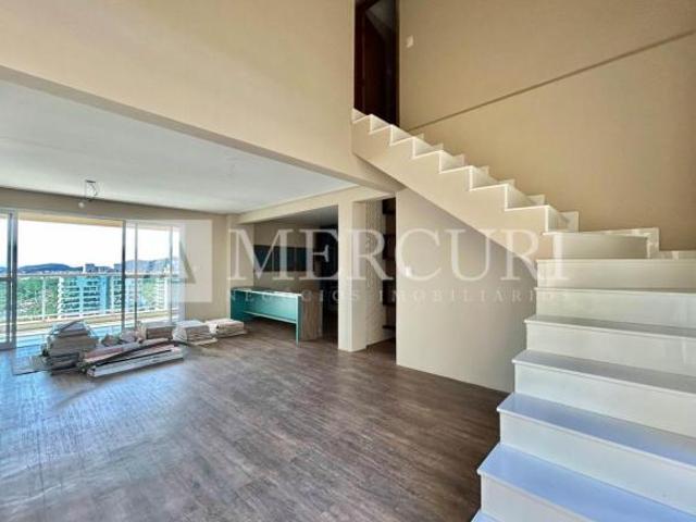 Cobertura no Guarujá, Enseada, com Vista Mar, Piscina e Varanda Gourmet Mercuri Imóveis Imobiliár
