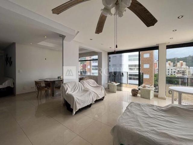 Cobertura no Guarujá, Enseada, Duplex, 4 Quartos, Sendo 1 Suíte e Sacada com Vista Urbana Mercuri