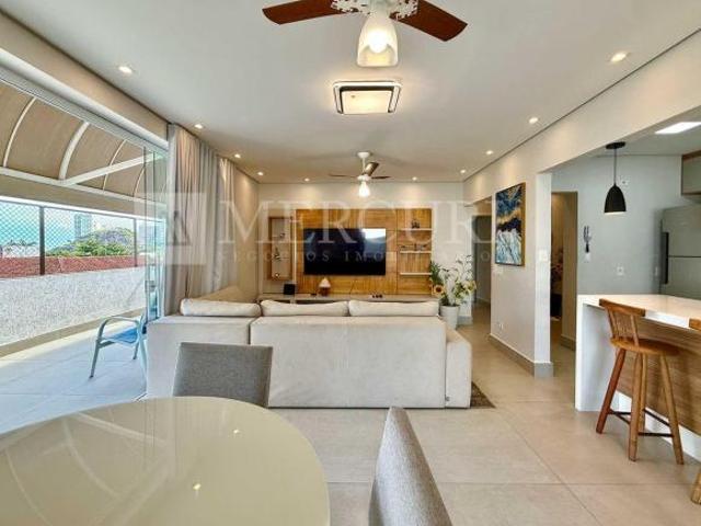 Cobertura no Guarujá, Enseada, 3 Quartos, Reformada com Varanda Gourmet e com Vista para o Mar Mer