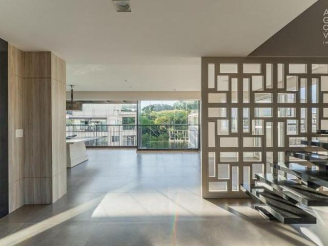 Cobertura no Edificio Opera Unique, 03 Suites, 04 Vagas, Condominio Clube, Mossunguê, Curitiba
