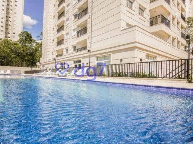 Cobertura no Morumbi com 3 dormitórios e 2 vagas, 96 m²!