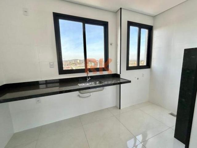 COBERTURA NO SANTA MÔNICA | 4 QUARTOS | 2 SUÍTES | VISTA DEFINITIVA | 2 VAGAS