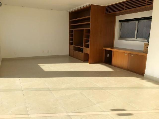 Cobertura Na Lagoa de 360 m² Com 3 Quartos, 1 Suíte, Com Piscina, 3 Vagas