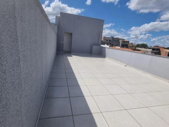 Cobertura Nacional 124 m² com 2 vagas por apenas R$ 360 mil