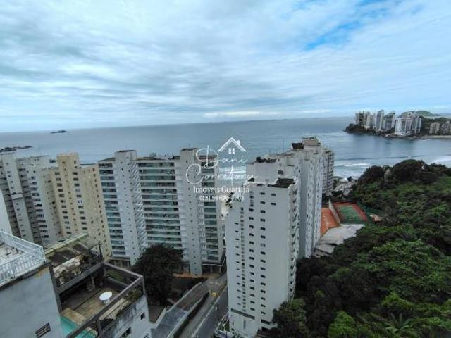 Cobertura nas Pitangueiras a 30 metros da praia, pronta para entrar com 3 Quartos, 1 Suíte, 2 Salas