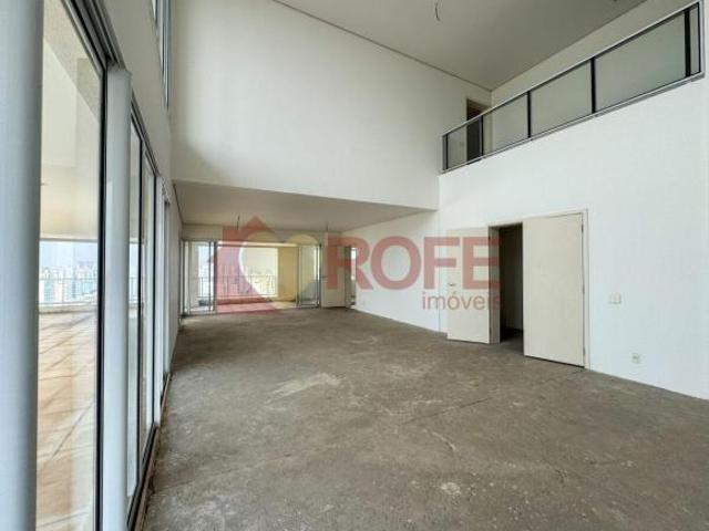 Cobertura Sophistic | 821 m² | Campo Belo | Pé direito duplo | Piscina privativa | Varanda gourmet