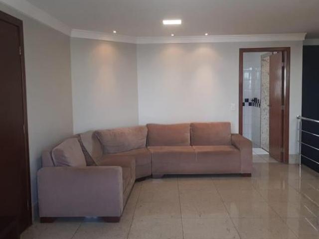 Cobertura Setor Oeste com vista para o Lago das Rosas Cobertura com 4 Quarto s por R$ 1500000.00 no