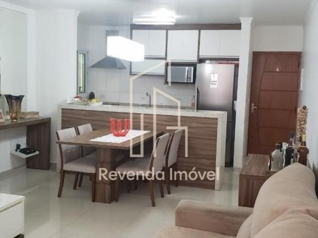 Cobertura sem condomínio com 3 dormitórios sendo 1 suíte com 170 m2, e 2 vagas Bairro Campestre