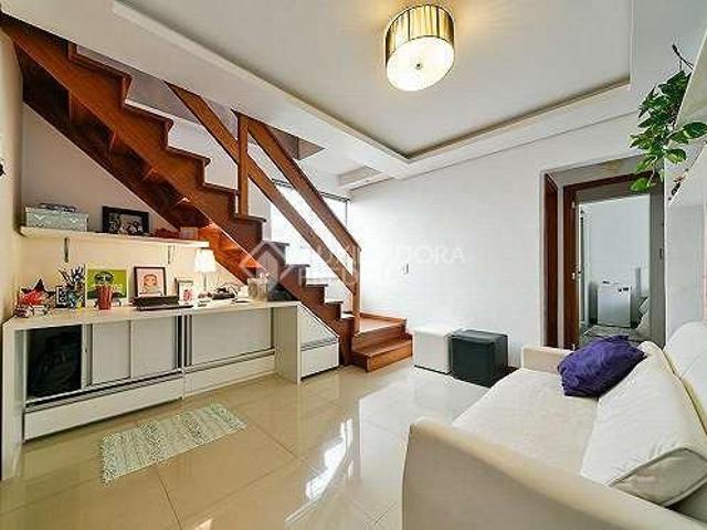 Cobertura semi mobiliada,128 m2 privativos de 2 dorm 1 suíte, vaga escriturada e churrasqueira