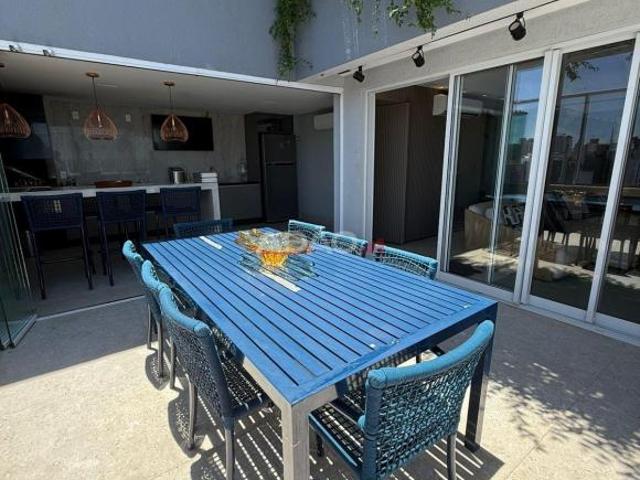COBERTURA SEMI NOVA SETOR OESTE Cobertura com 5 Quarto s por R$ 3150000.00 no setor Setor Oeste A