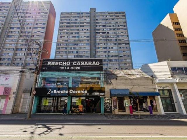 Cobertura, suíte, 1 vaga, Centro Curitiba