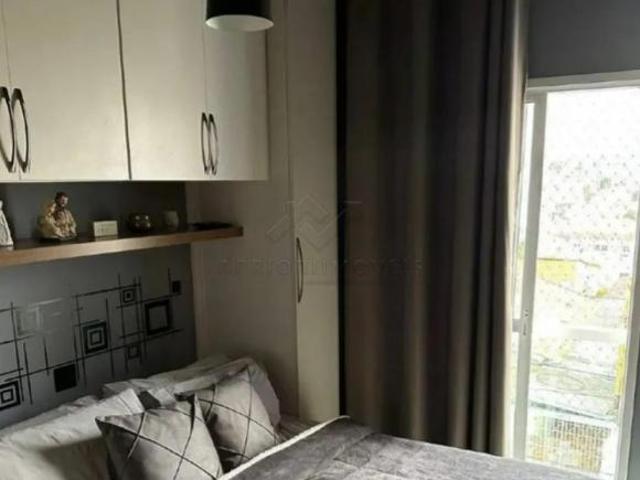 Cobertura porteira fechada á venda no bairro Vila Valparaiso 80m²