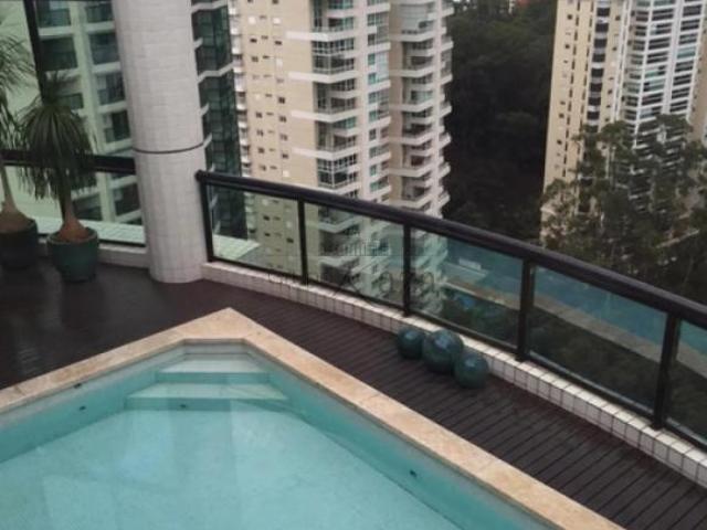 Cobertura Panamby 3 Dormitórios 3 Suítes 733,64m²