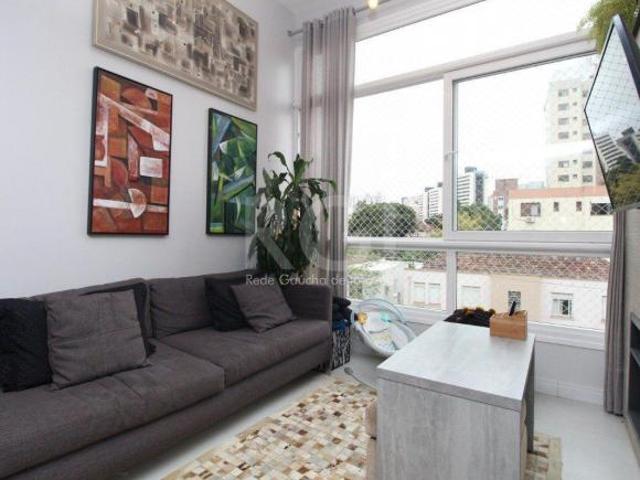 Cobertura para Venda 106.84m², 3 dormitórios, sendo 2 suites, Petrópolis