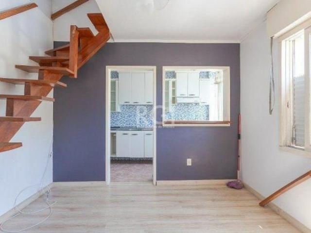 Cobertura para Venda 118m², 3 dormitórios, 1 vaga Nonoai