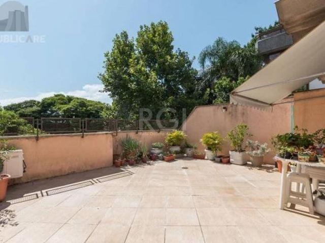 Cobertura para Venda 180m², 3 dormitórios, sendo 1 suites, 1 vaga Petrópolis