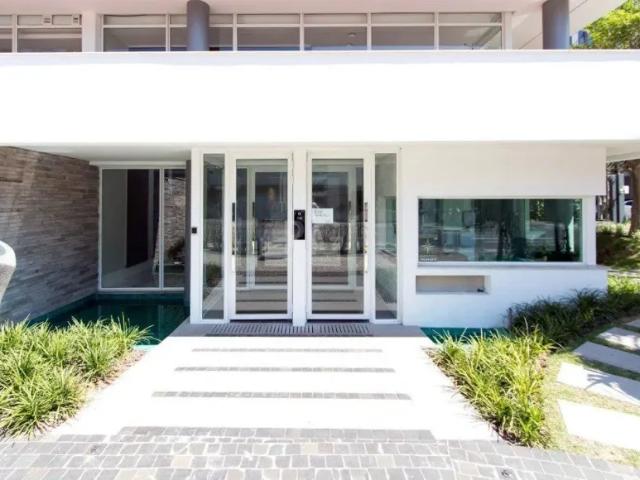 Cobertura para Venda 230.43m², 3 dormitórios, sendo 3 suites, 2 vagas Menino Deus