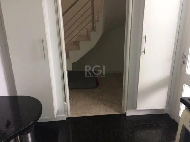 Cobertura para Venda 248m², 3 dormitórios, sendo 1 suites, 2 vagas Mont Serrat