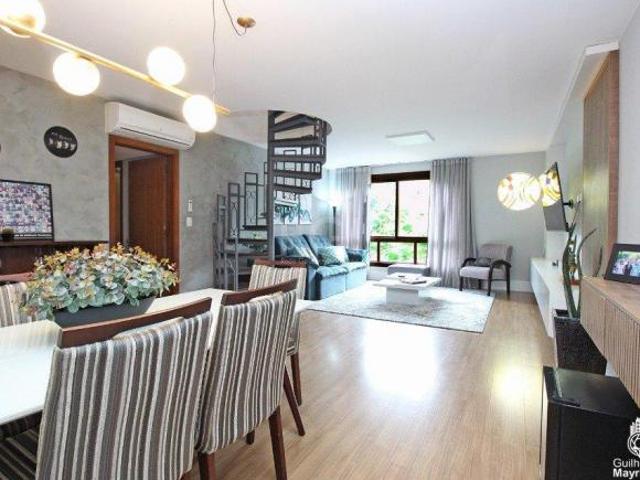 Cobertura para Venda 252.69m², 3 dormitórios, sendo 1 suites, 1 vaga Petrópolis
