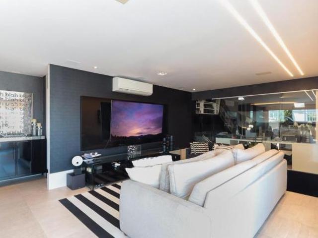 Cobertura Para Venda Vila Serralheiro, 4 Quartos, 3 Suítes, 3 Vagas, 315m² condomínio Humanari