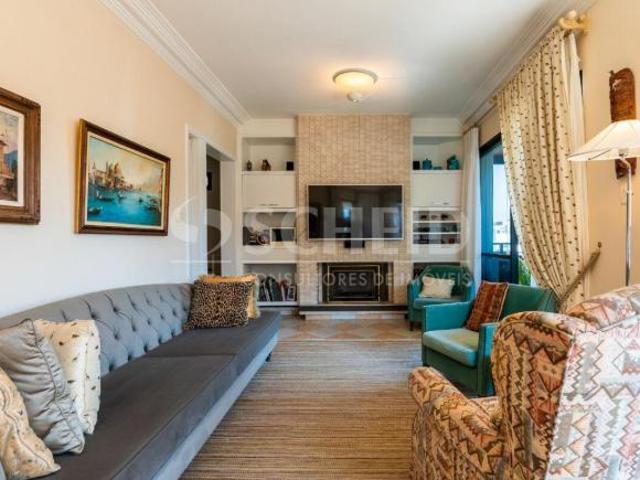 Cobertura para venda com 3 quartos, sendo 1 suíte, 187m²