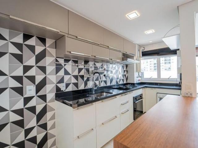 Cobertura para venda com 3 quartos, sendo 2 suítes, 112m²