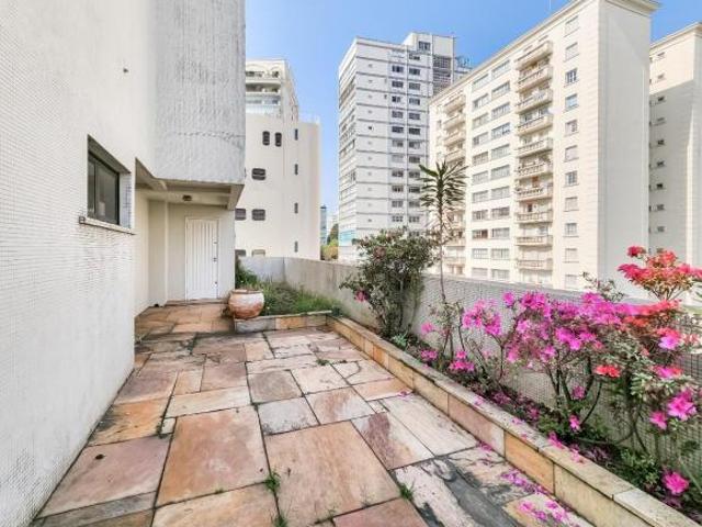 Cobertura para venda com 3 quartos, sendo 3 suítes, 620m²