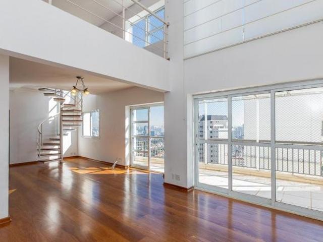 Cobertura para venda com 3 quartos, 244m²