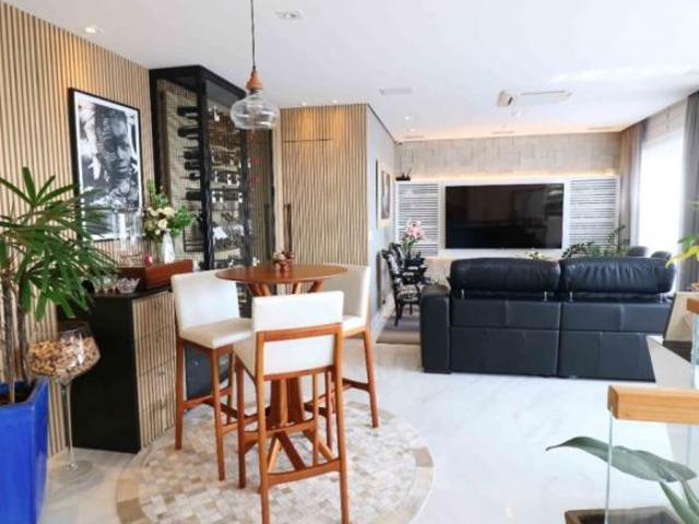 Cobertura para venda com 1 quarto, sendo 1 suíte, 138m²