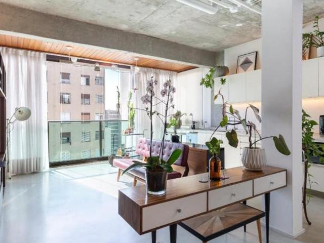 Cobertura para venda com 2 quartos, sendo 2 suítes, 159m²