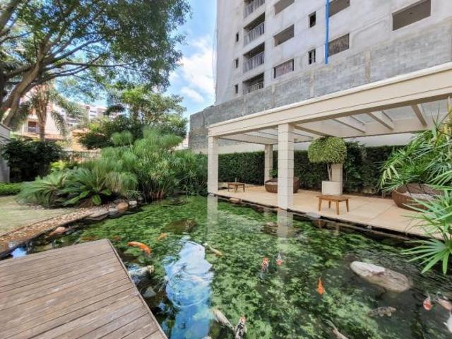 Cobertura para venda com 4 quartos, sendo 2 suítes, 240m²